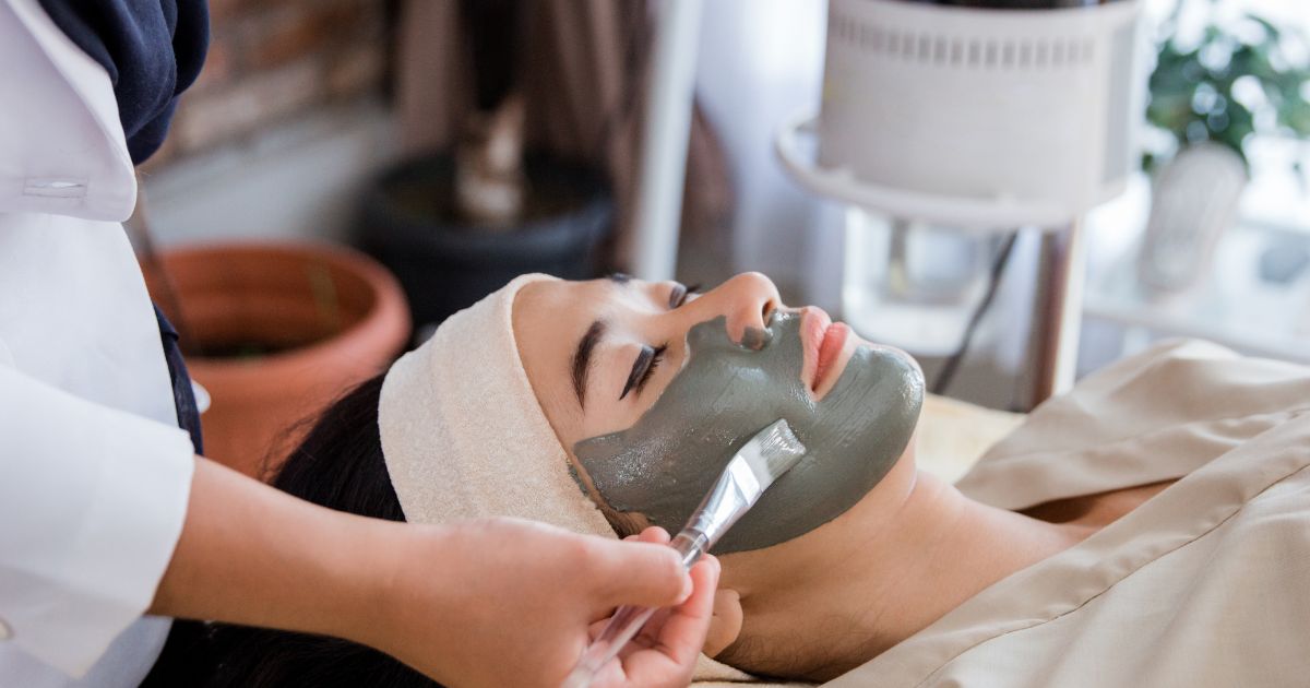 Trước khi đắp mặt nạ bùn nhất định phải biết những điều này